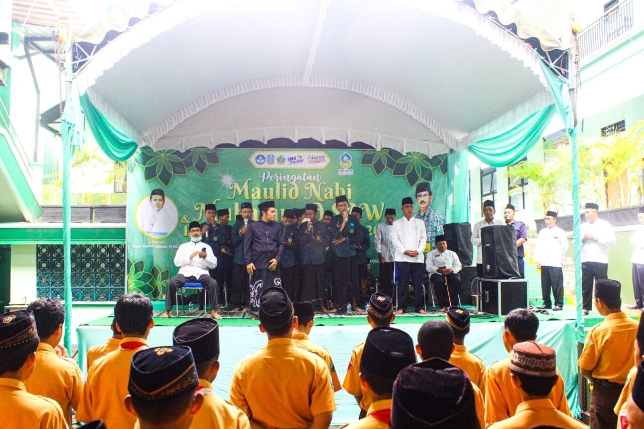 Potret Maulid Nabi Muhammad SAW, Kyai Sulton: 4 Resep Ilmu Bermanfaat ...