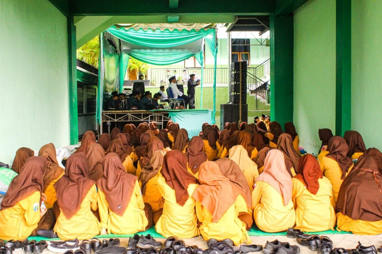 Potret Maulid Nabi Muhammad SAW, Kyai Sulton: 4 Resep Ilmu Bermanfaat ...