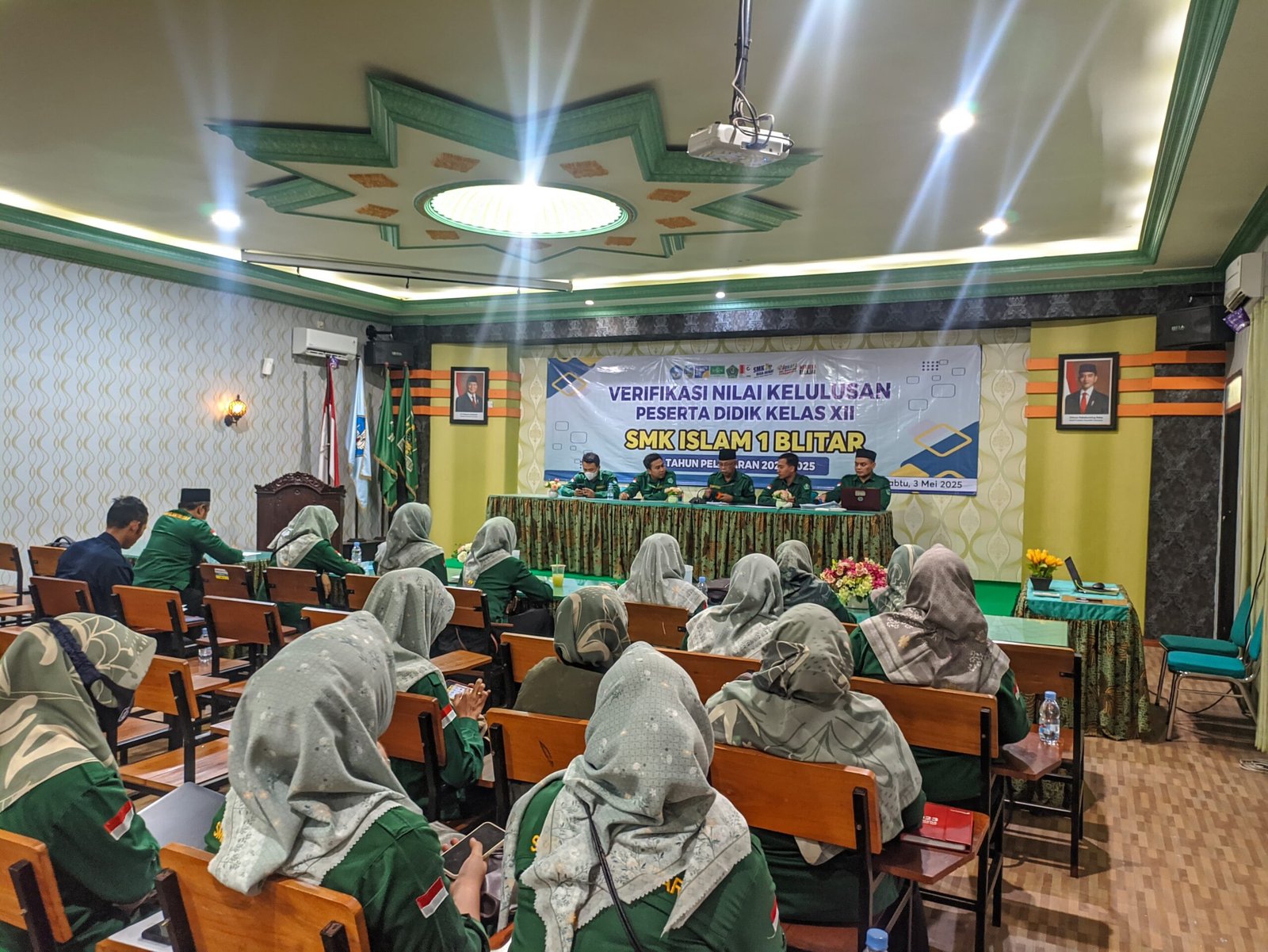 Rapat Verifikasi Nilai Kelulusan SMK Islam 1 Blitar Tahun Pelajaran ...